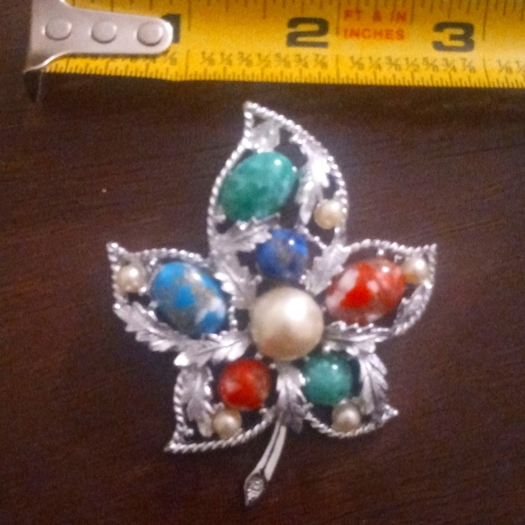 Sarah Coventry | Jewelry | Vintage Sarah Coventry Silver Leaf Brooch ...
